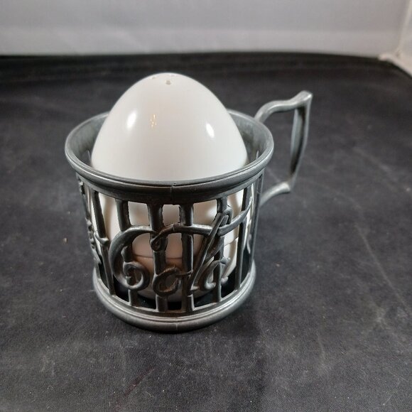 Avon | Kitchen | Vintage Avon Ceramic Farm Fresh Hard Boiled Egg Salt ...